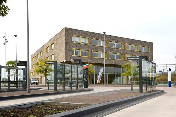 MBO COLLEGE POORT - ALMERE - Lithos